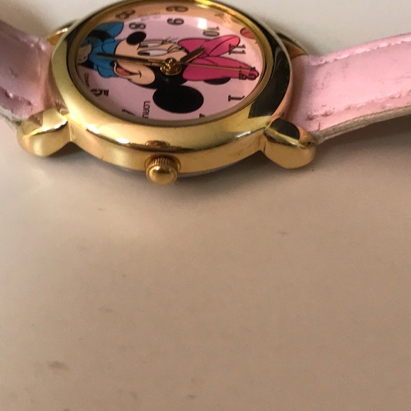 Disney | Accessories | Vintage Cutie Minnie Mouse Pale Pink Face Watch ...